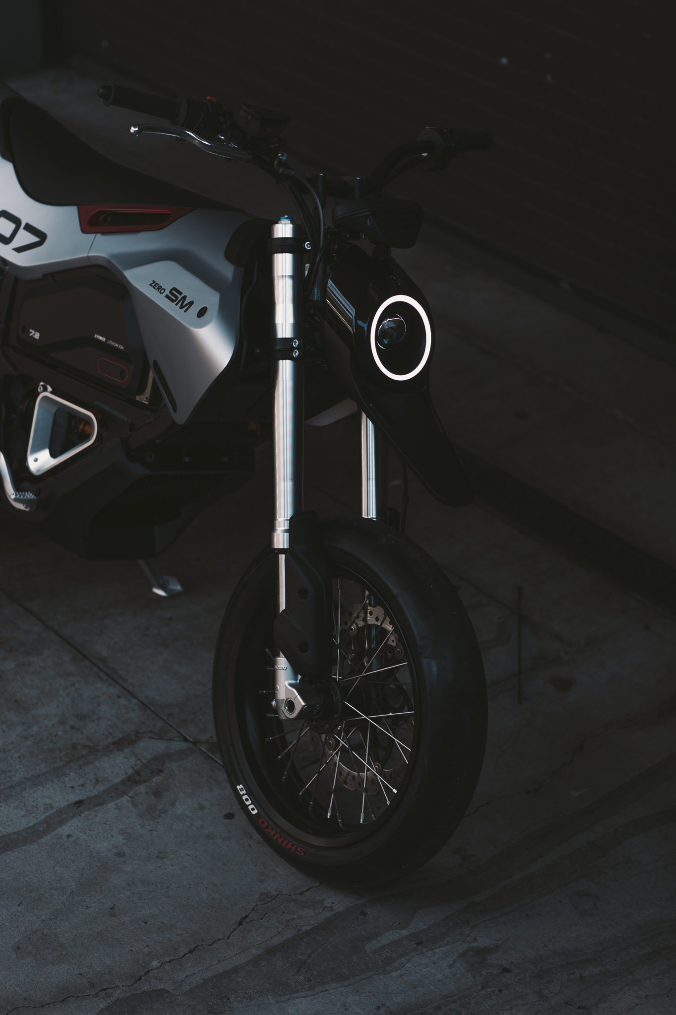 Huge Moto custom Zero FXS - The Bullitt