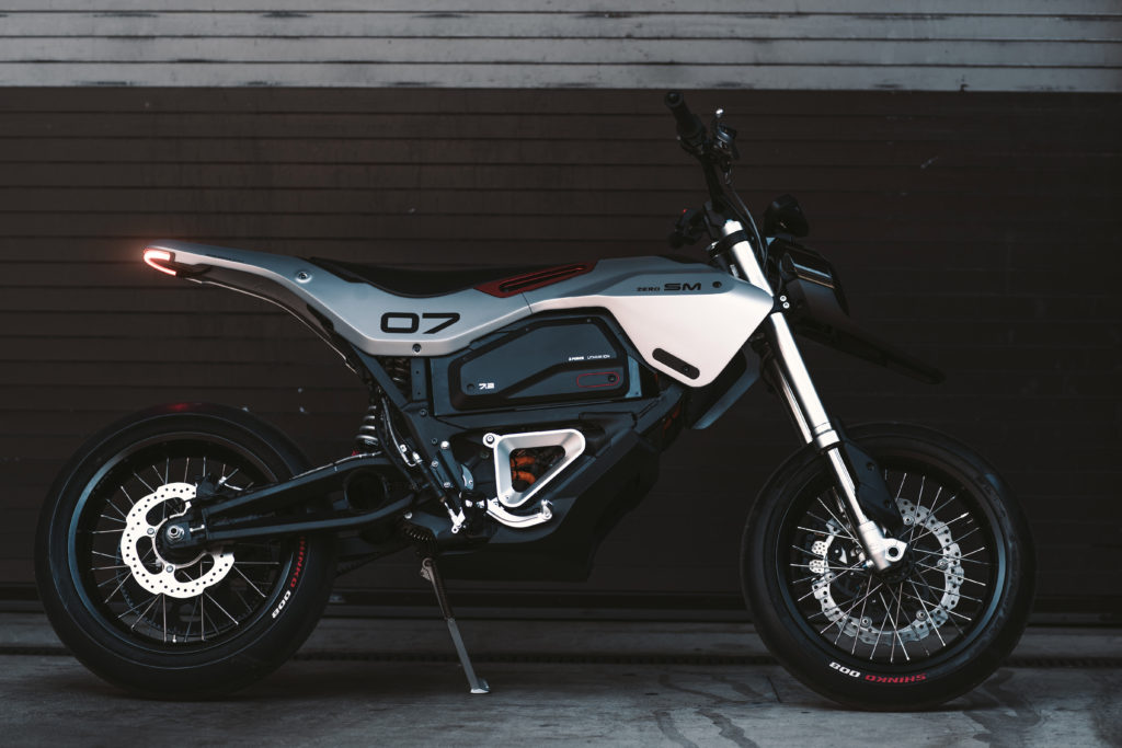 Huge Moto custom Zero FXS - The Bullitt